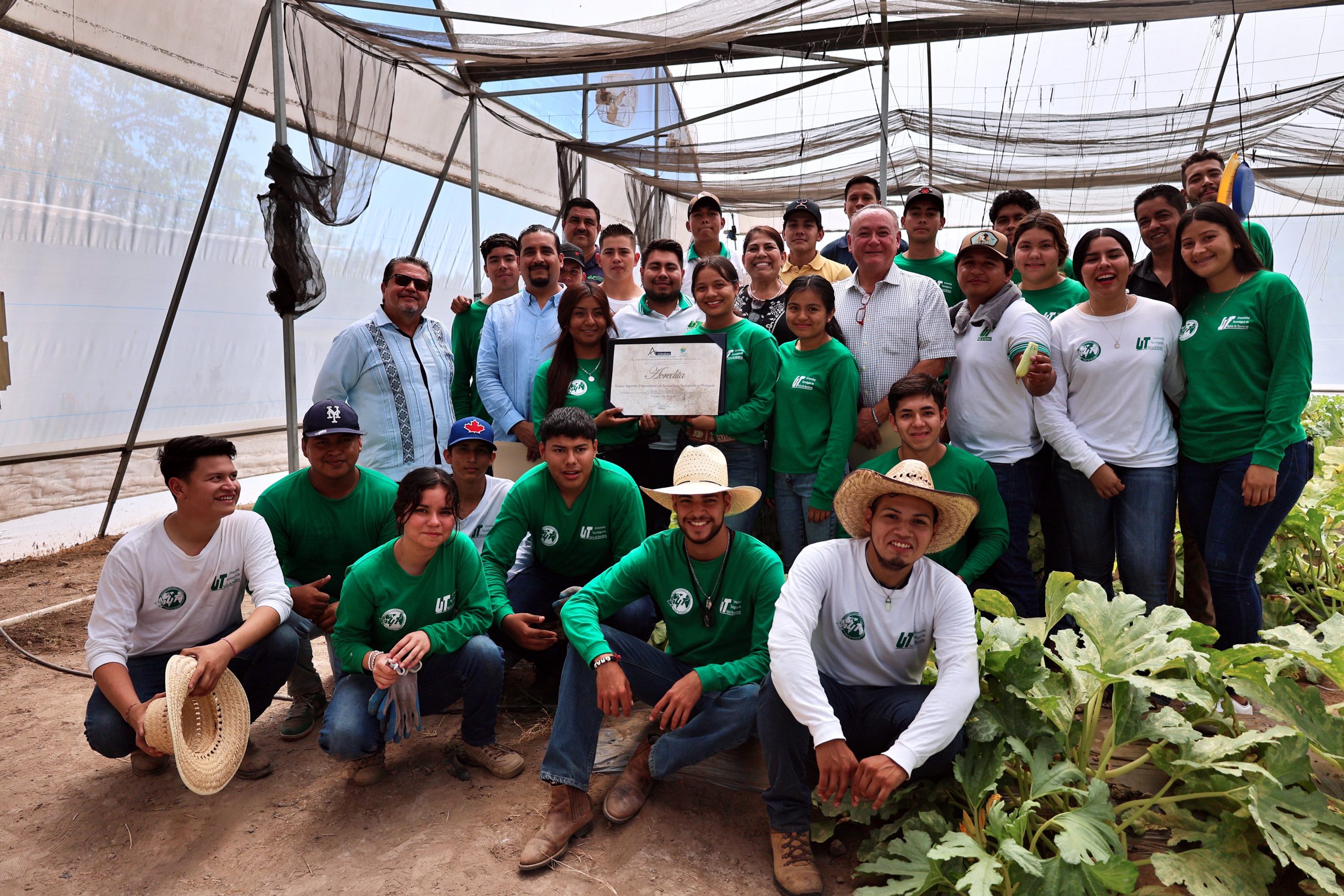 Carrera de Agricultura Sustentable y Protegida de la UTBB obtiene ...